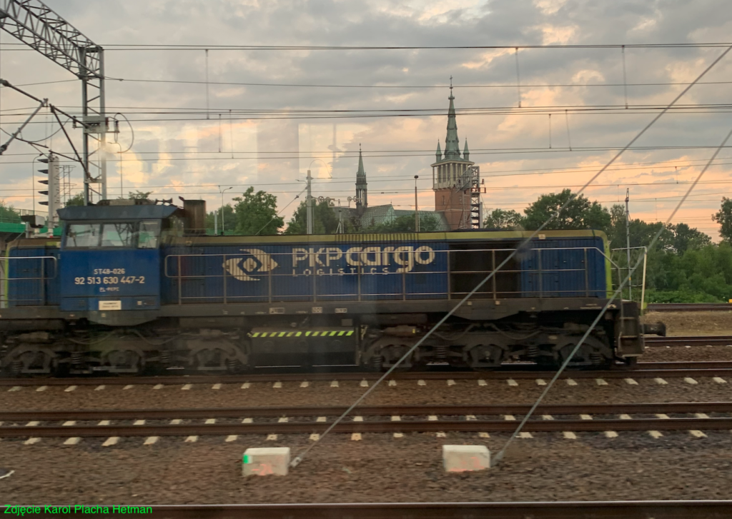 Lokomotywy Spalinowe Newag ST48 – 15D, 16D. 2022r. – Polrails