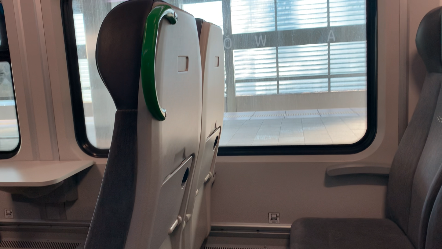 EZT Pesa Elf 2 22WEh-023A = EN76B-004. 2025 – Polrails