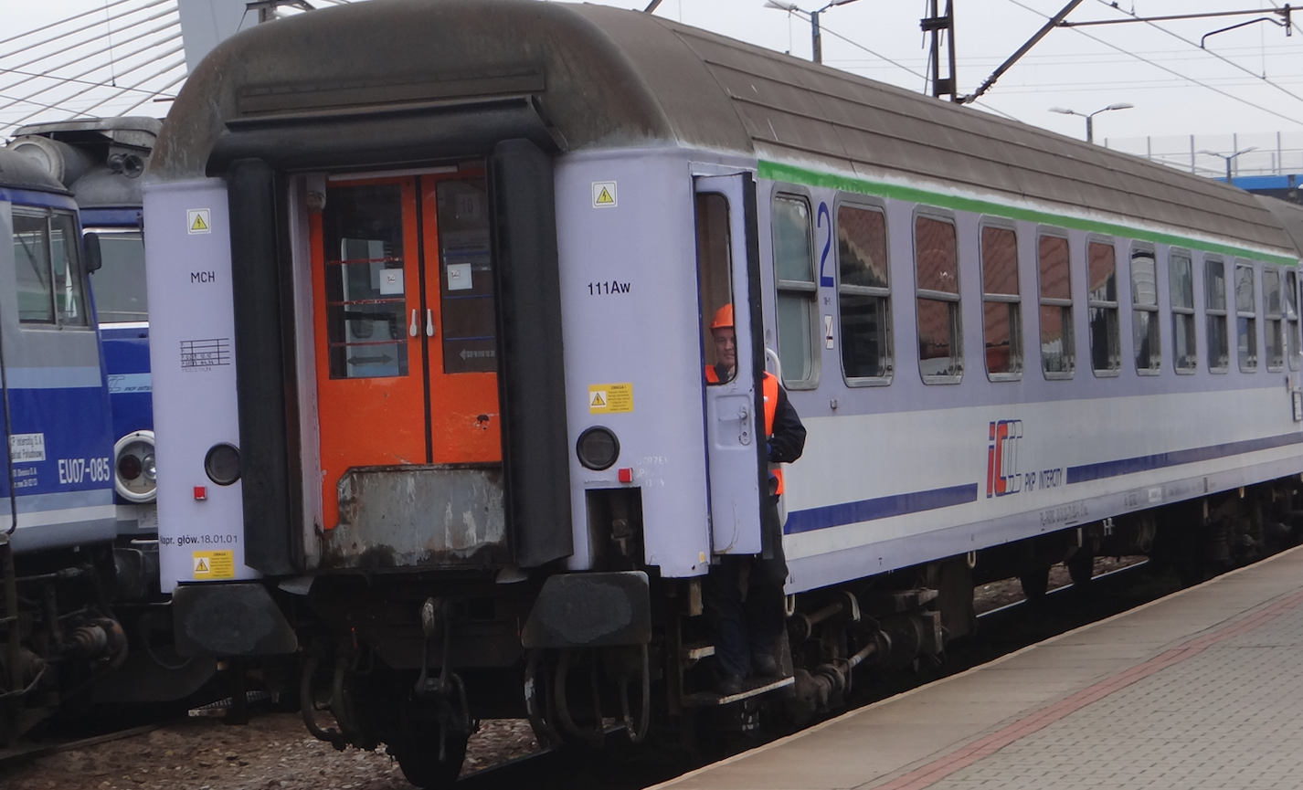 Wagony osobowe rodziny 111A. 1962r. – Polrails