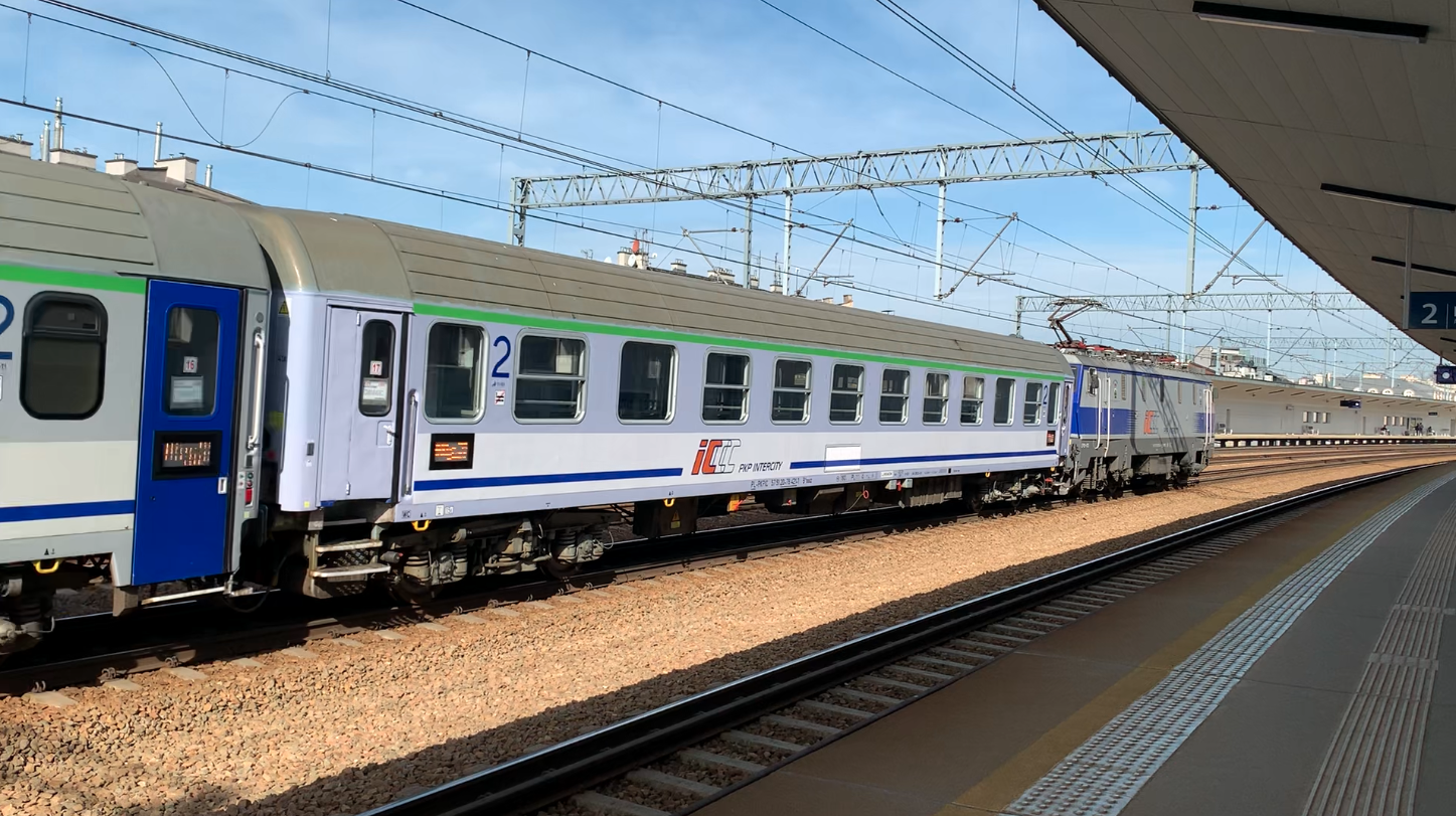 Pociąg InterCity TLK Kossak. 2025r. – Polrails